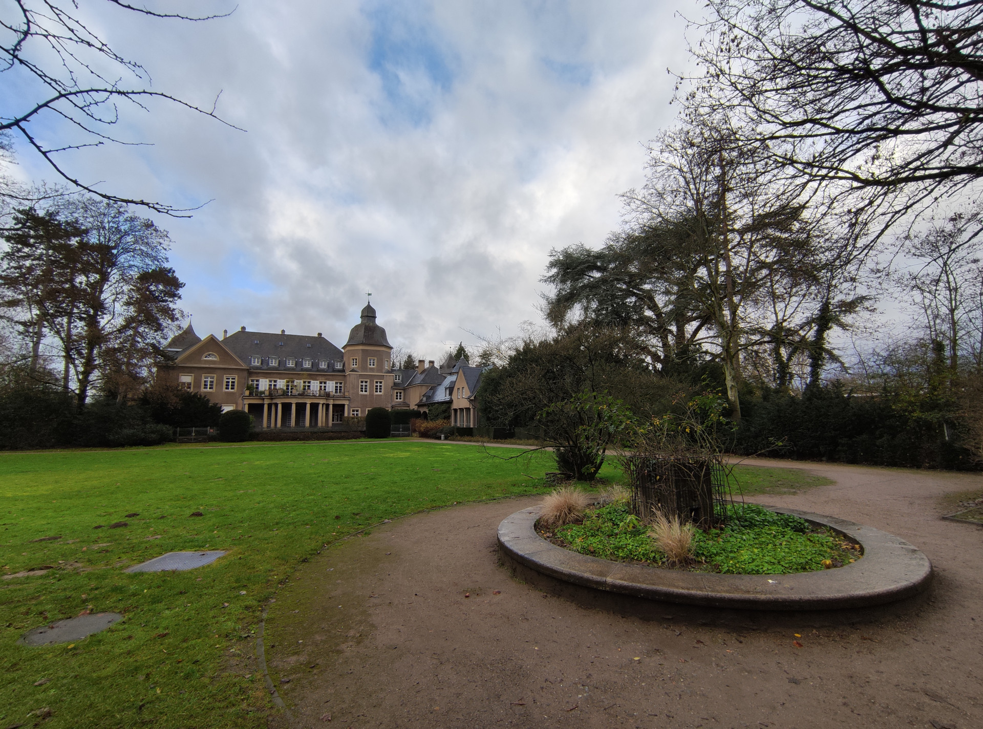 Düsseldorf, Schloss Garath – Sehenswertes in…